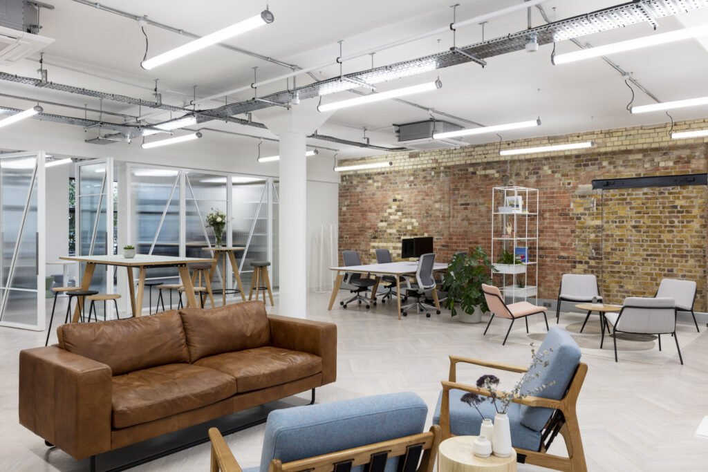 5 Benefits of an Open Plan Office Space | BT Office Furniture