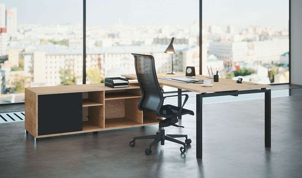 Choosing The Right Executive Office Desk | BT Office Furniture