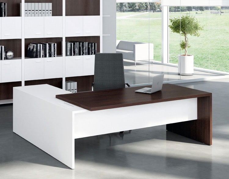 Choosing The Right Executive Office Desk | BT Office Furniture